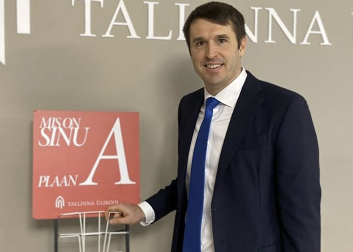 RAINER VAKRA sooritas bakalaureusetöö hindele A - Buduaar